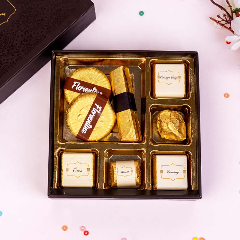 Send Velvet Chocolate Box Gift Hamper Online | Rakhibazaar.com